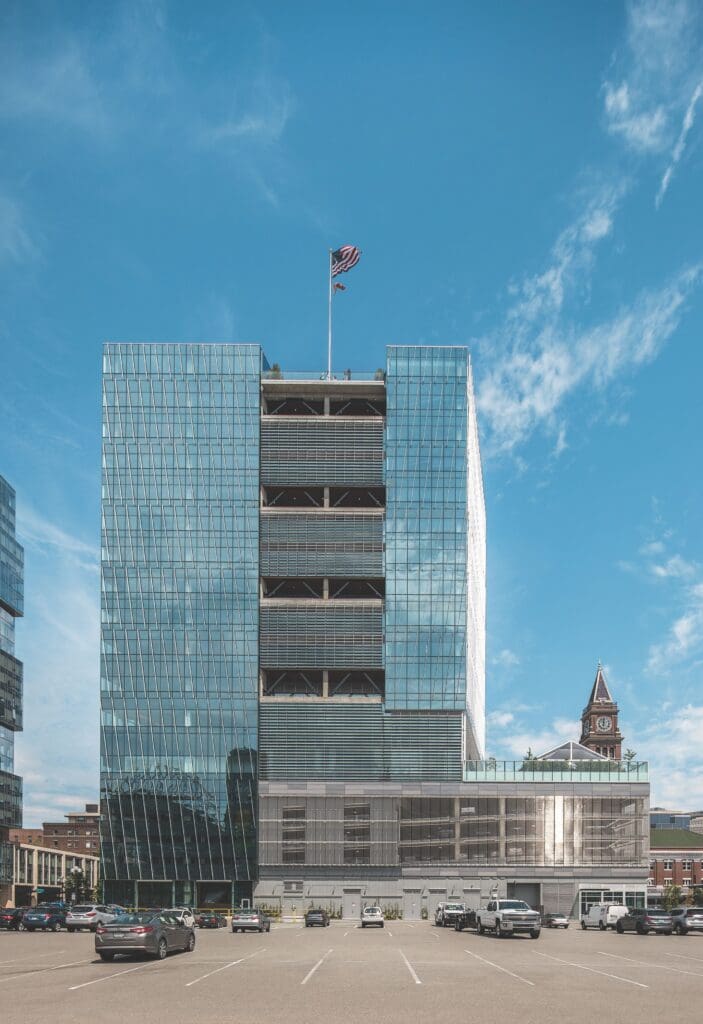 Slalom Hawk Tower - American Life